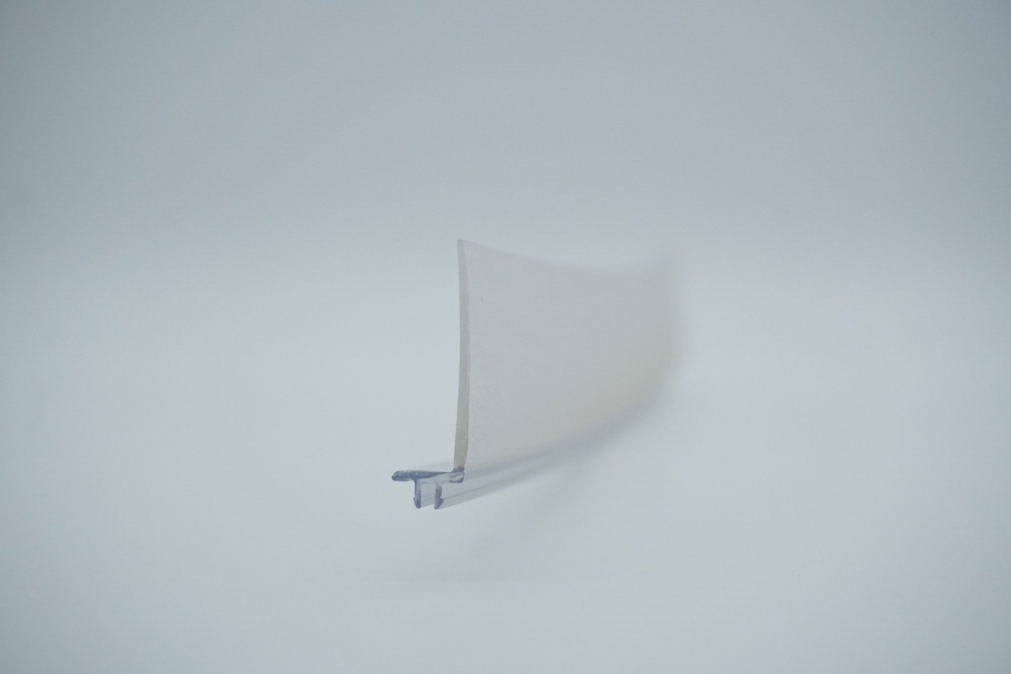 Vertical sealing strip, translucent – HÜPPE Shop